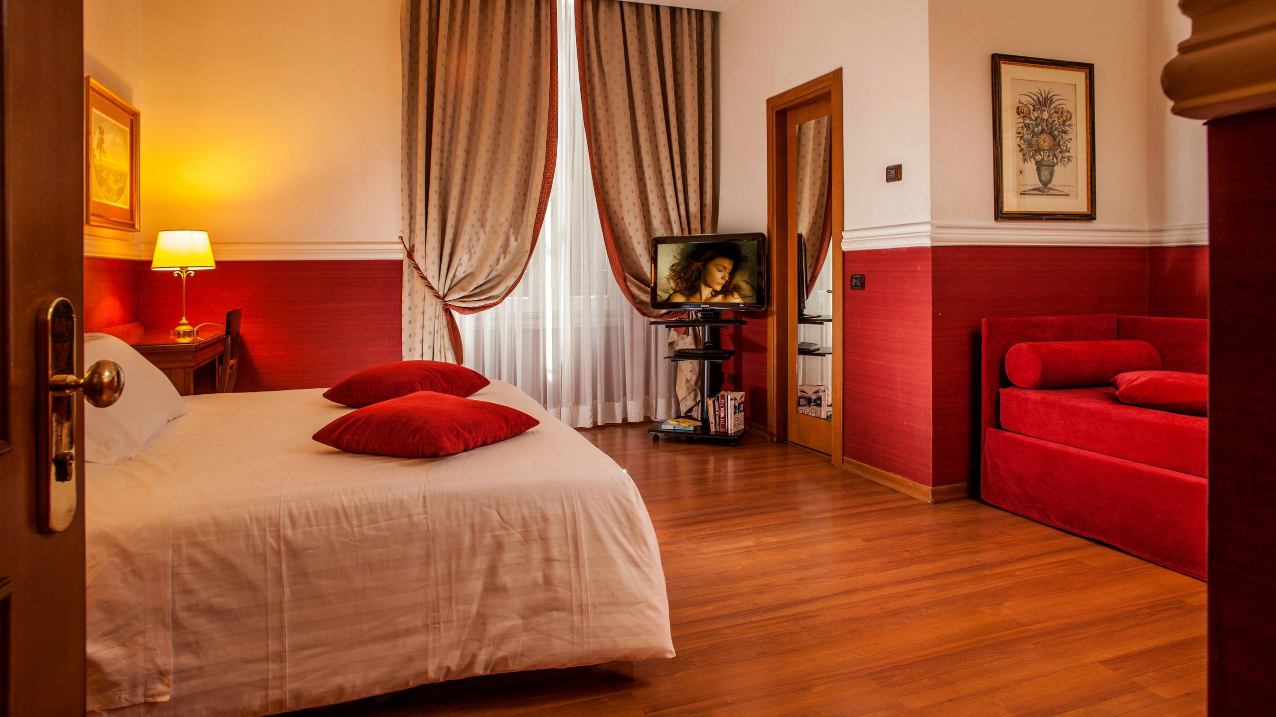 Hotel Cosmopolita | Rome | Official Site